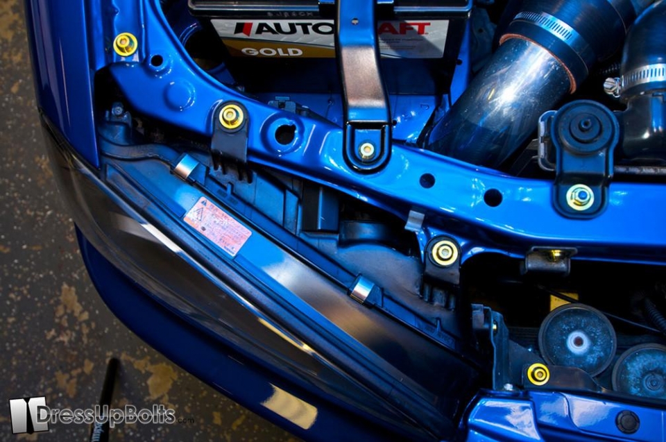 Nissan Skyline R34 Engine Bay