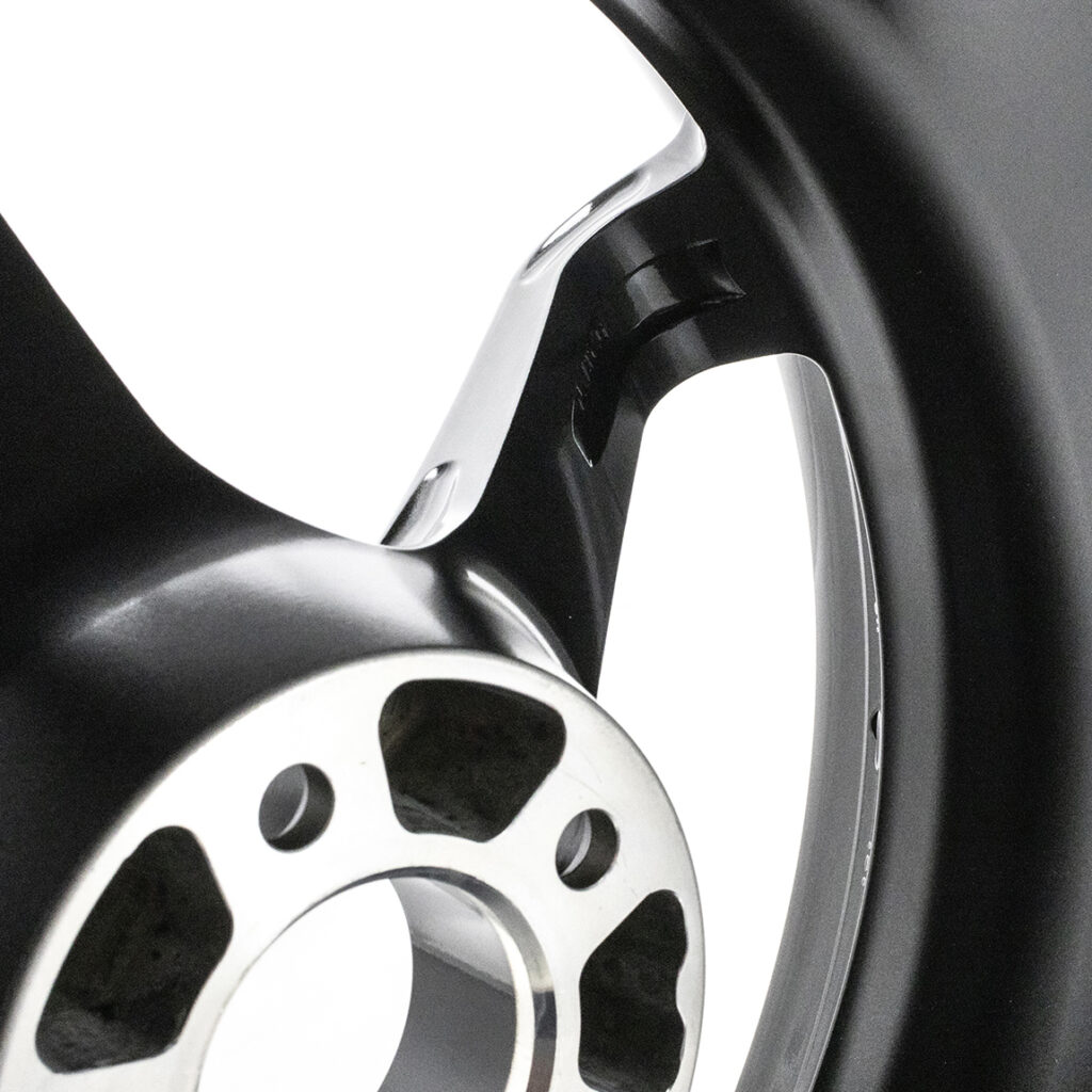 Advan-GT-Beyond-Cuts – Evasive Motorsports